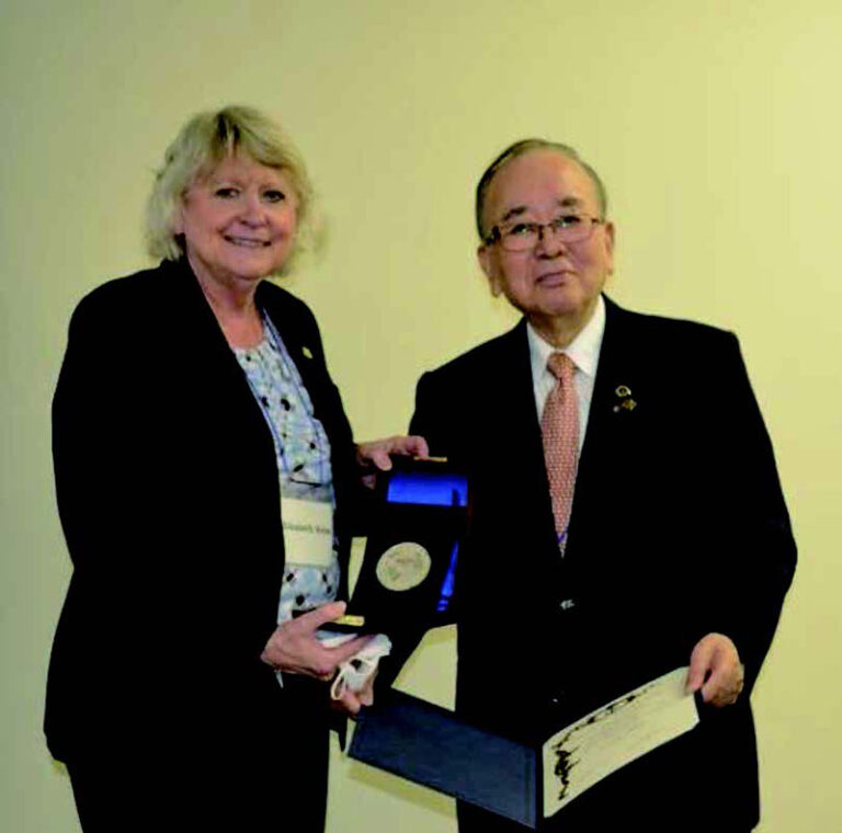 トピックス 狩野 紀昭 氏 国際品質アカデミー(IAQ)第一回 品質桂冠賞(Quality Laureate)受賞 - 日本品質管理学会